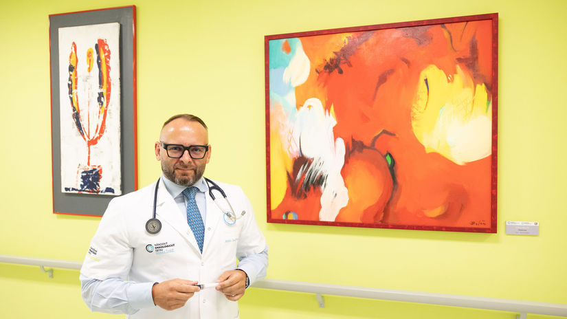 Keď sa nemocnica zmení na galériu. My onkológovia vnímame liečbu ako umenie, hovorí primár ...