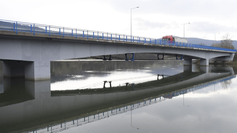 Otvorili zrekonštruovaný most pri Margecanoch. Obnova stála 2,4 milióna - Doprava - Auto - Pravda