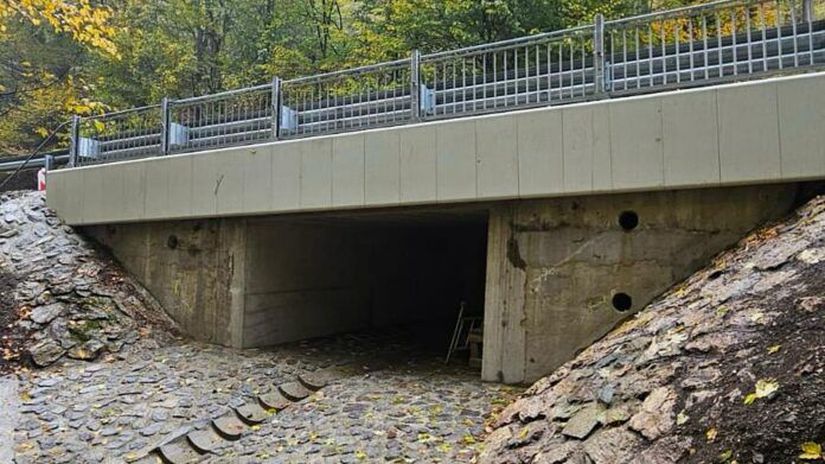 Na ceste medzi Budmericami a Ružindolom opravujú cestári most, rátajte s obmedzeniami - Doprava ...