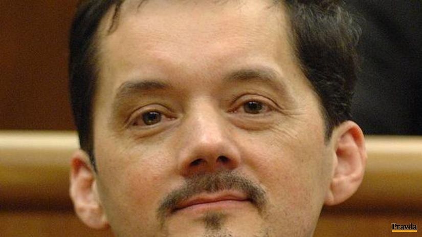 Rafaj: Lipšic trpí nutkavým syndrómom - Domáce - Správy - Pravda