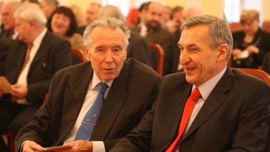 Zomrel slovenský ekonóm a ponovembrový politik Rudolf Filkus - Domáce ...