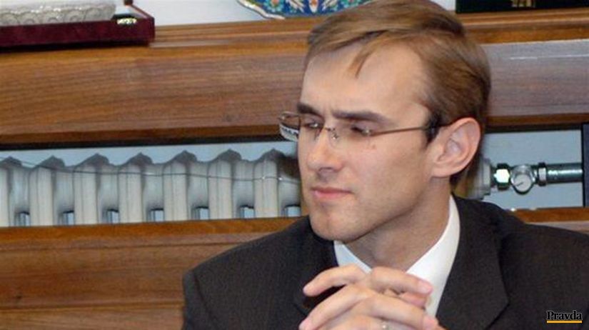 Martin Fedor žiada premiéra o odtajnenie koncepcie letectva - Domáce ...