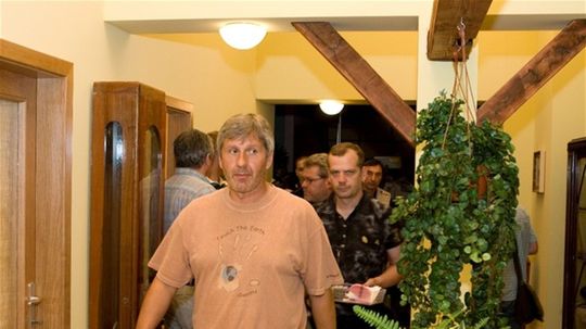 Pauhofová aj Kroner: Už točia nový seriál pre STV! - Film a televízia ...