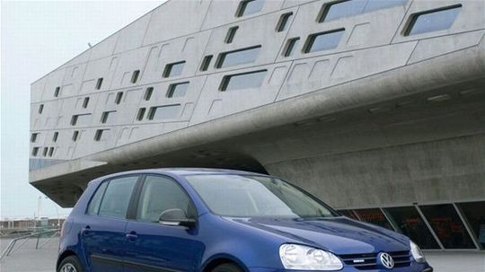 Volkswagen Golf TwinDrive má zelené srdce - Novinky - Auto - Pravda