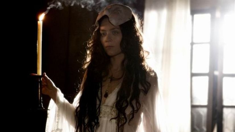 Báthoryčku videlo za víkend 36 tisíc ľudí, chodia na ňu autobusy divákov - Film a televízia ...