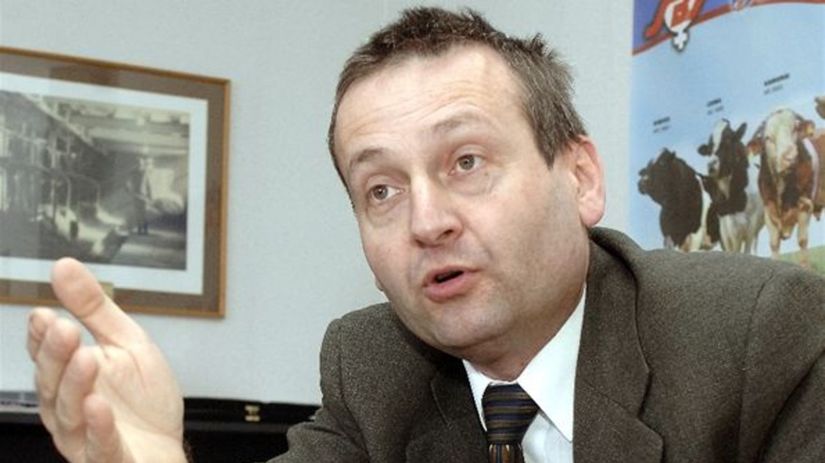 Šebek očakáva skončenie emisnej zmluvy začiatkom roka - Domáce - Správy ...