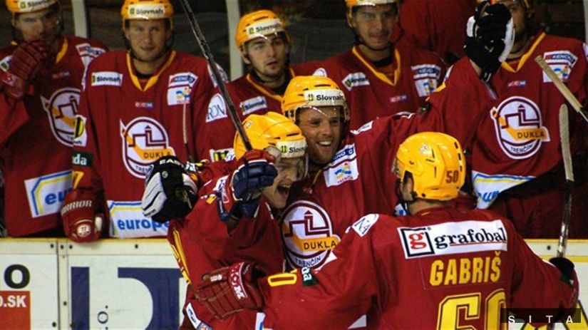 Lintner debutoval v KHL, Pavlikovský 1+1 - Európske súťaže / KHL ...