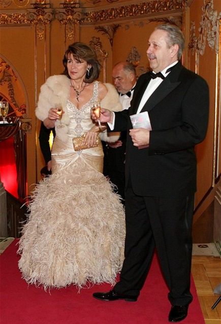 Bratislavský bál uzavrel plesovú sezónu, prišla Czoborová aj Kaník ...