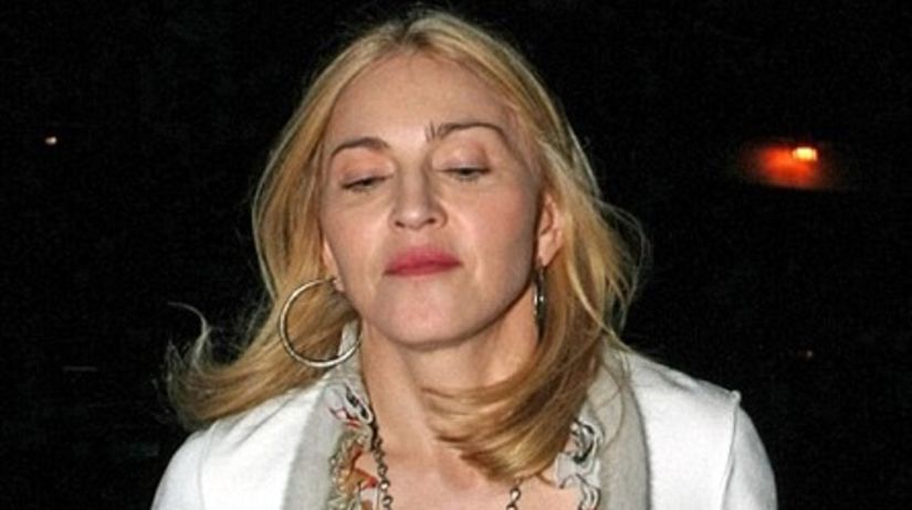 Madonna vyhodila osobnú trénerku. Vraj pre románik so šéfom nadácie ...