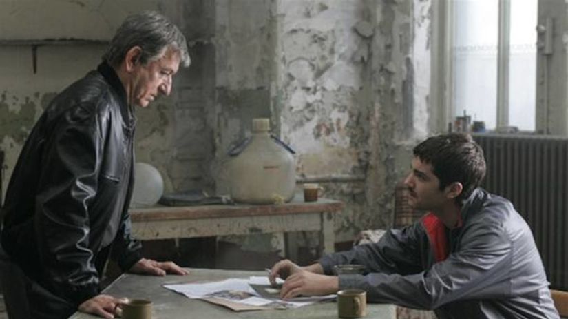 Recenzia: Štvanec IRA je v rukách mladého kolegu - Film a televízia ...