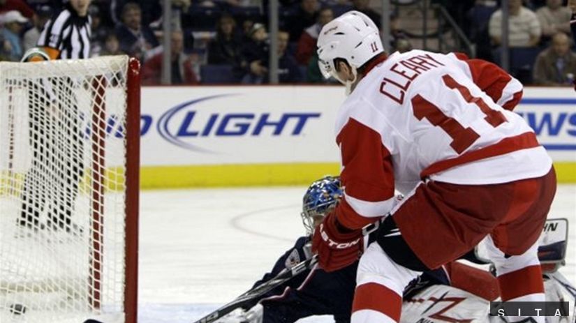 Slováci zbierali asistencie, Detroit rozobral Columbus na súčiastky ...