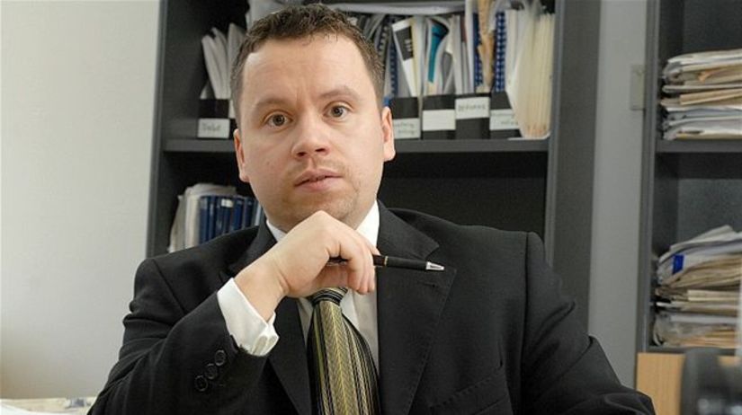 Vláda schválila nomináciu Jána Tótha na post viceguvernéra NBS - Ľudia ...