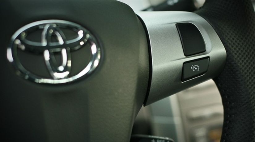 Toyota ako prvá automobilka vyrobila za rok 10 miliónov áut - Ľudia ...