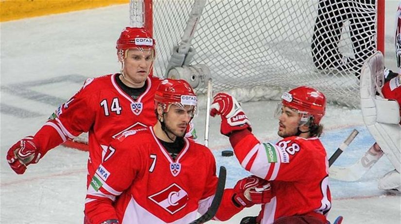 Slovenskí hokejisti zaznamenali v KHL sedem bodov - Európske súťaže ...