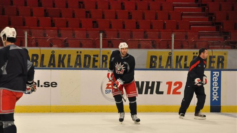 Na Cháru som nedočiahol, tvrdí bitkár Rangers Rupp - NHL - Hokej - Športweb