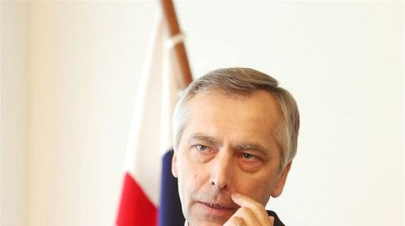 Figeľ mal o odmenách vo svojom rezorte vedieť, tvrdí Transparency ...