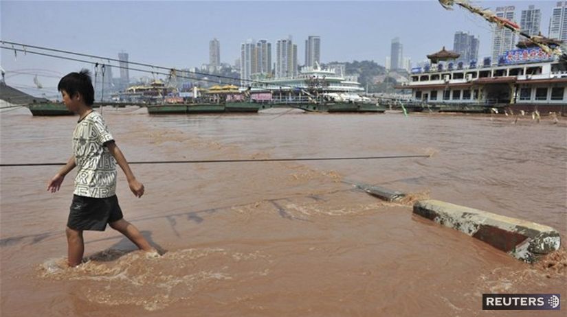 Čínska rieka Jang-c'-ťiang sčervenala, nevie sa prečo - Svet - Správy ...