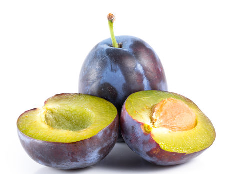 Jednotkou v boji proti zápche sú jednoznačne slivky - Zdravá výživa ...