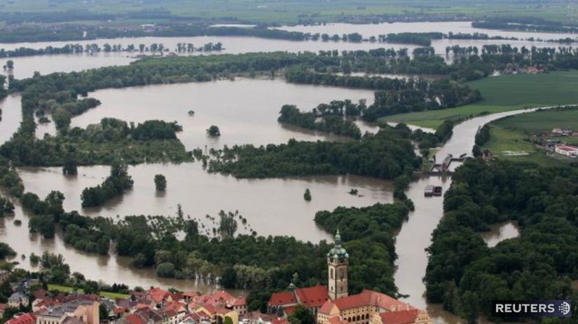 Pre záplavy je uzavretých 17 ciest, najviac na východe Čiech - Svet ...