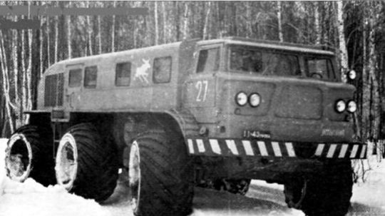 ZIL E167: Ruský obor zvládal sneh aj dvojmetrové priekopy - Magazín ...