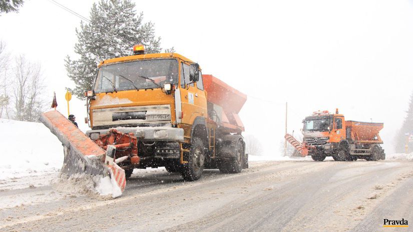 Cesty, diaľnice i horské priechody sú zjazdné - Domáce - Správy - Pravda