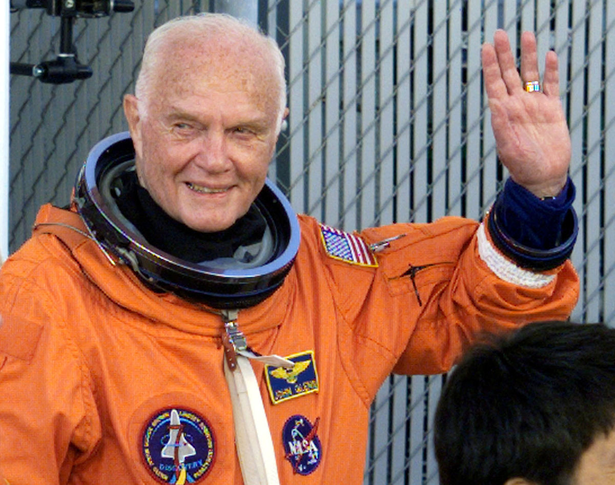 Zomrel slávny americký astronaut John Glenn - Svet - Správy - Pravda
