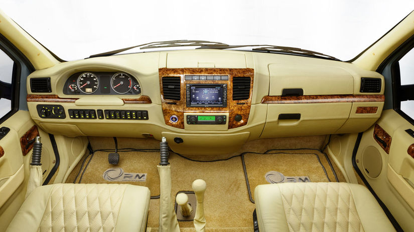 GAZ 3409: Ruský 'bobor' prejde všade. A s noblesou rollsu - Magazín ...