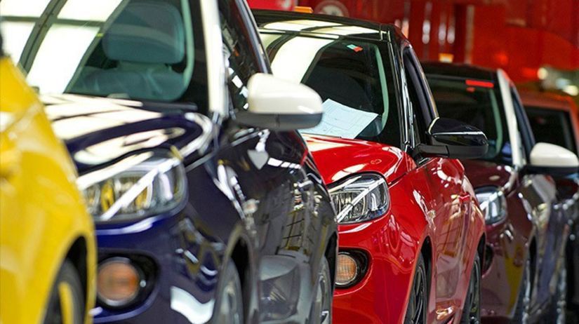 ACEA: Pád predaja áut v Európe pokračuje. November mal však aj ‘hviezdy ...