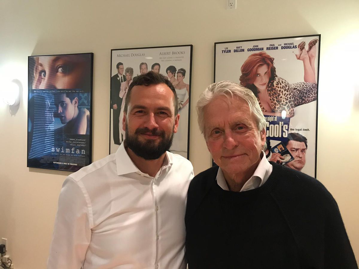 Peter Bebjak sa v New Yorku stretol s Michaelom Douglasom! Hovorili o ...
