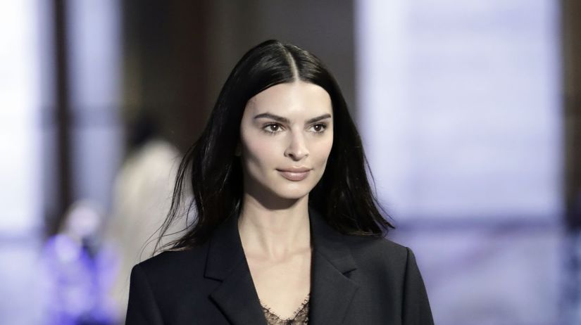 Instagramová kráska Ratajkowski v Paríži: Nádherná, ale takto ju často ...