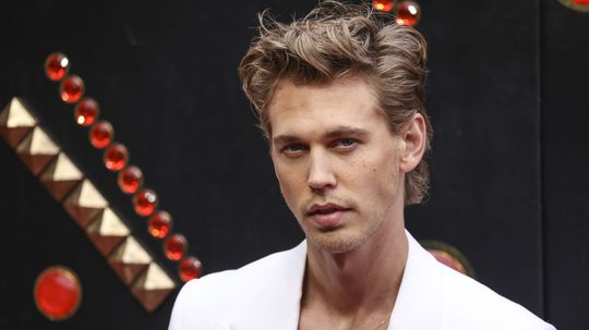 Austin Butler si za stvárnenie Elvisa zaslúži Oscara, vyhlasuje Lisa ...
