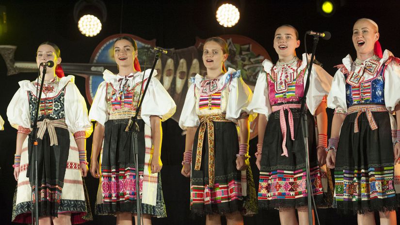 FOTO a VIDEO: Jánošíkove dni 60 - silná tradícia - Festivaly - Kultúra ...