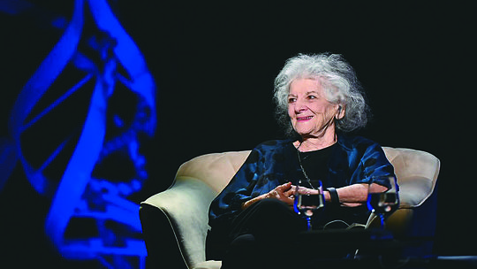 Biochemička s Nobelovou cenou Ada Yonath: Ako dcéra rabína skúma vznik ...