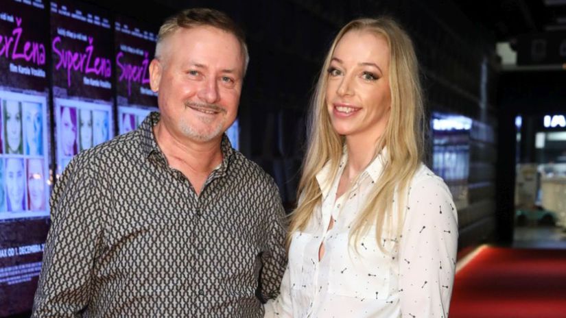 Po dvoch rozvodoch Peter Batthyány (59) opäť žiari šťastím po boku ...
