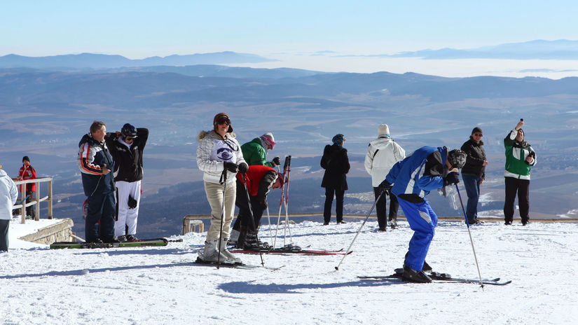 Na Štrbskom Plese spustia v sobotu lyžovačku na prvých svahoch - Hory ...