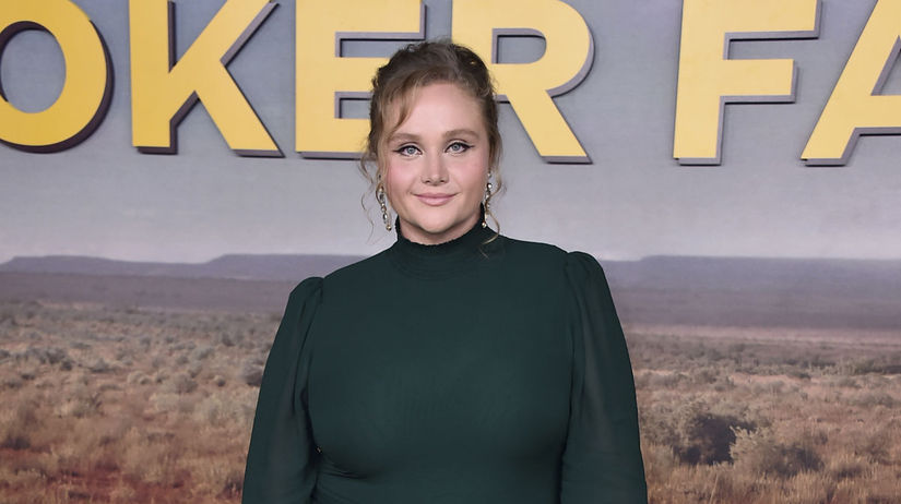 12 hviezd, ktorým príroda nadelila krivky aj pár kíl plus! Vyzerajú ...