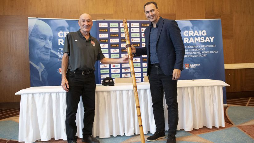 Ramsay pokračuje, Šatan odkazuje: Nikoho nebudeme prosiť ...