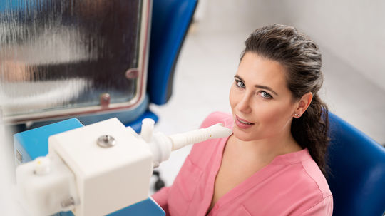 Minerálne vody rozpúšťajú prieduškový hlien. Lenže inhalačná procedúra ...