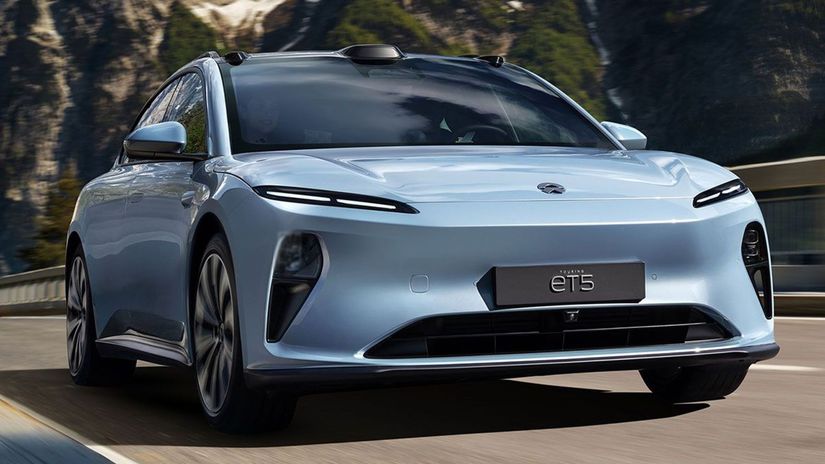 Nio ET5 Touring: Elektrické kombi z Číny si brúsi zuby na Európu. Nič mu nechýba - Novinky ...