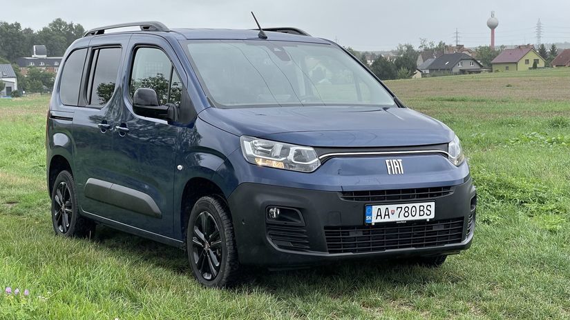 Test: rodinný Fiat Dobló s dieslom. Takéto autá tu chýbajú ako soľ ...