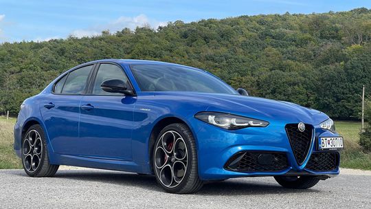 Test: Alfa Romeo Giulia Turbo Diesel - auto, ktoré má dušu. Takých už ...