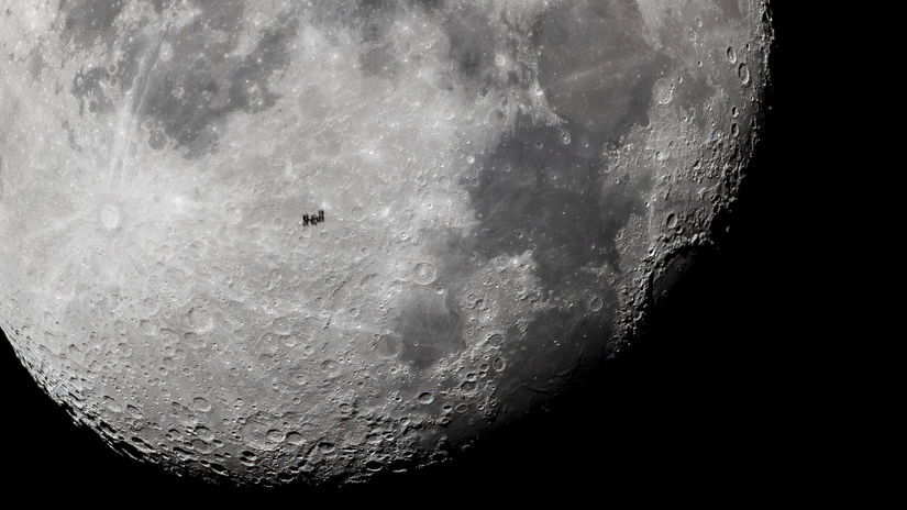 Dobývanie Mesiaca môže navždy zničiť niektoré jeho oblasti. Vedci ich ...