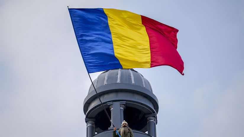 Rumunská vláda ustála hlasovanie o opozičnom návrhu na vyslovenie ...