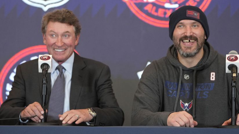 "Nenávidený" Gretzky sa nevyhol kamerám: Môj starý otec by bol rád, že ...