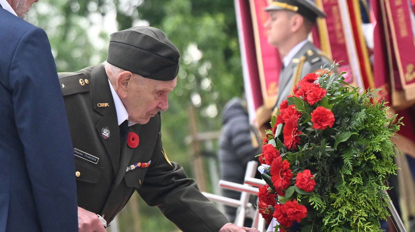 Vojnový veterán Tvarožek oslavuje 100 rokov. Blahoželal mu Pellegrini i ...