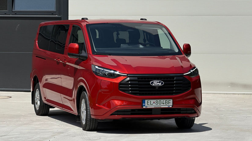 Test: Ford Transit Custom PHEV. Je komfortný, praktický a úsporný, pár ...