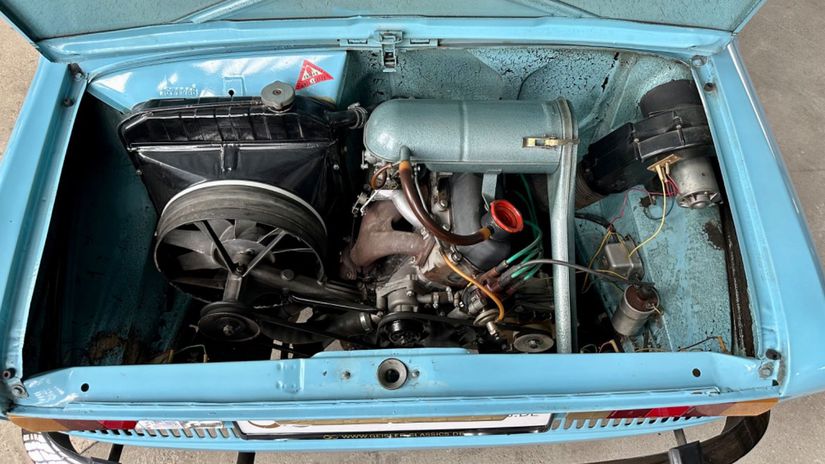 Škoda 100: V predaji je spomienka na zlé časy. Cenou si trúfa - Magazín ...