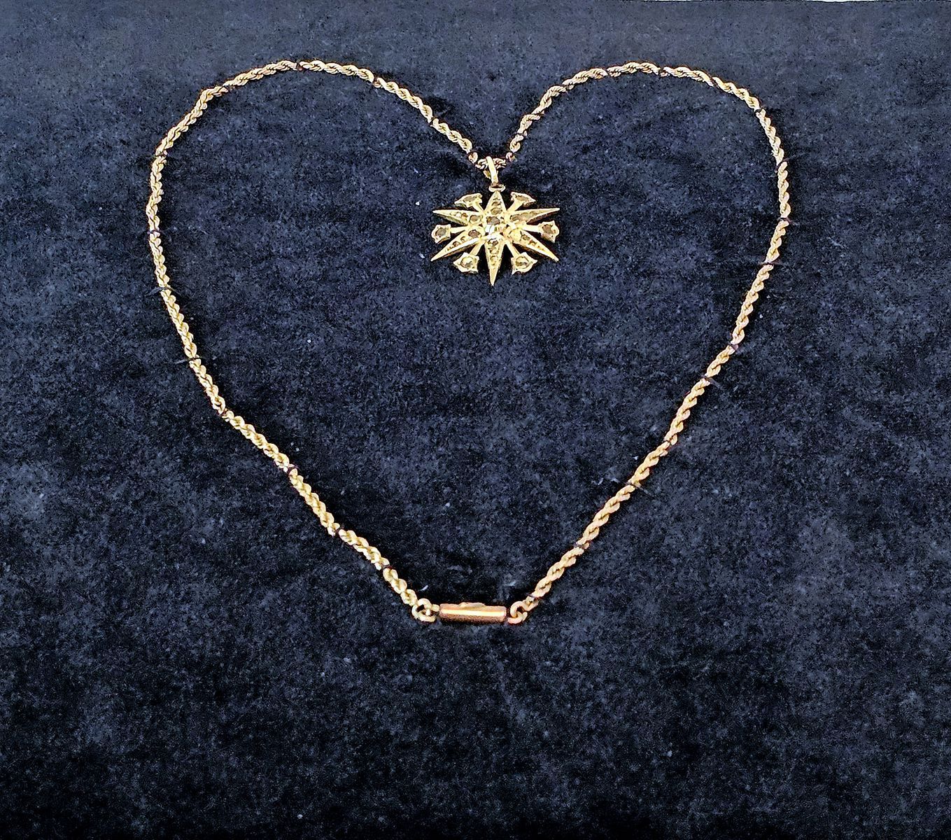 Titanic kotví v Bratislave. Na výstave plnej emócií spoznáte aj dramatické príbehy slovenských ...