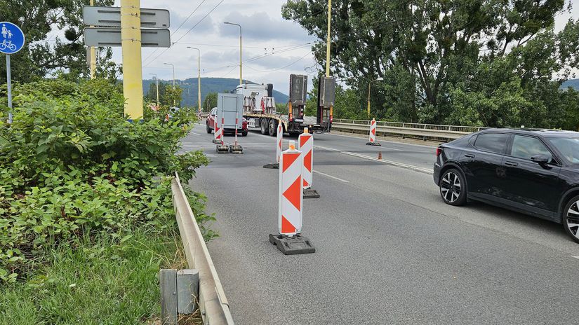 Ďalší kľúčový most sa rozpadáva, museli na ňom obmedziť dopravu. Mesto chystá rekonštrukciu ...