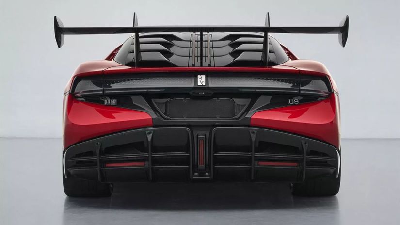 Yangwang U9 Track Edition: Čínsky hyperšport rozdrví aj Neveru ...